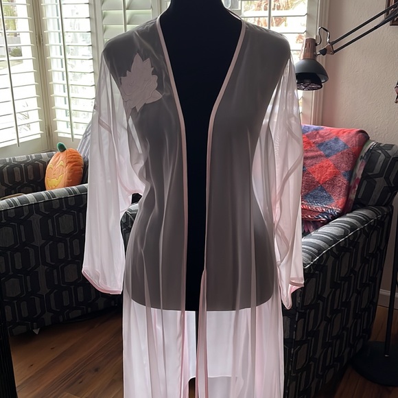 Nordstrom | Intimates & Sleepwear | Vintage Soft Pink Sheer Robe | Poshmark